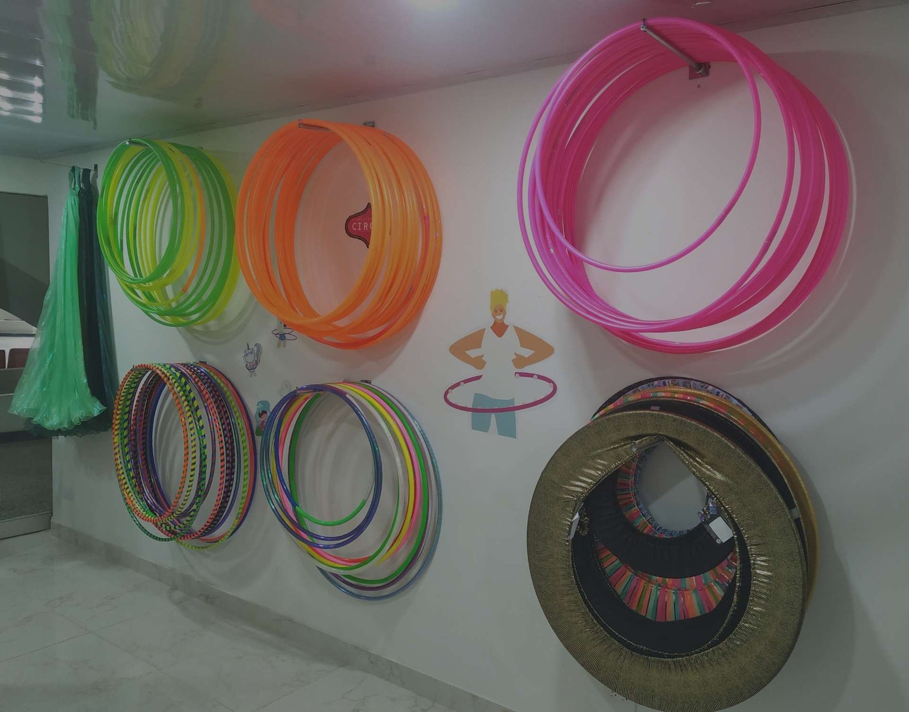 Hoops Colombia, tienda de Hula Hoops y Circo